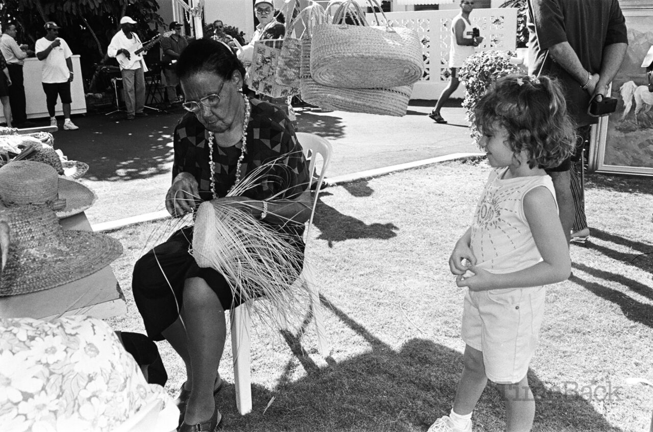 Thatch hat | TimeBack